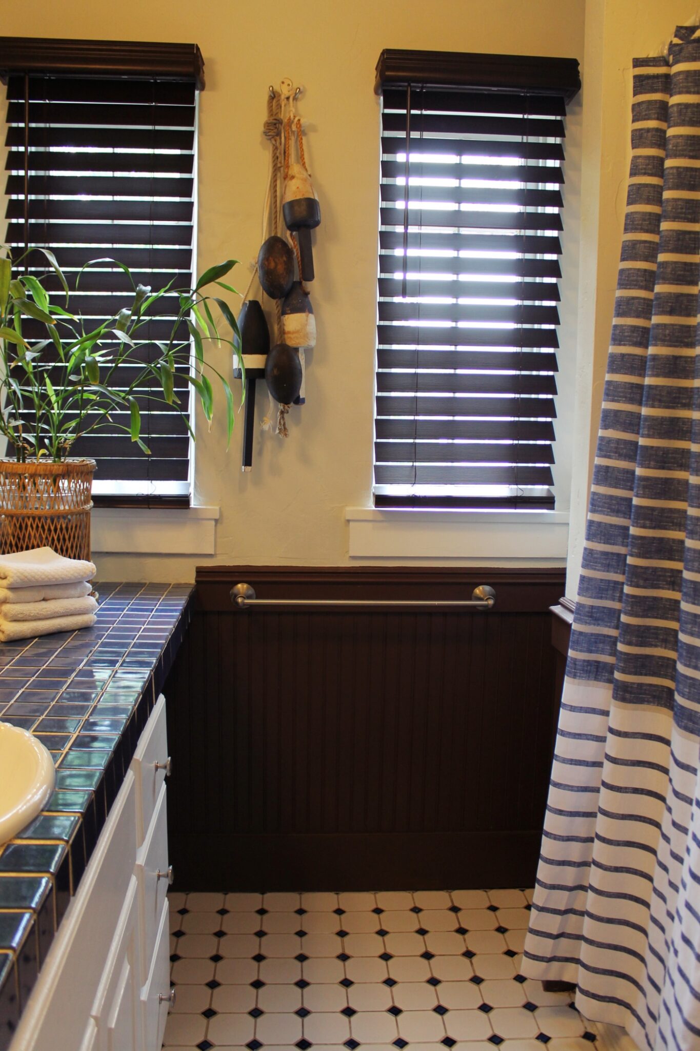Bahama Style Bathroom Makeover - The Wicker House